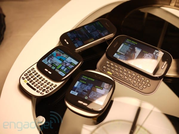 Microsoft Kin One And Kin Two Both Foundation Comes With Zune HD - The ...