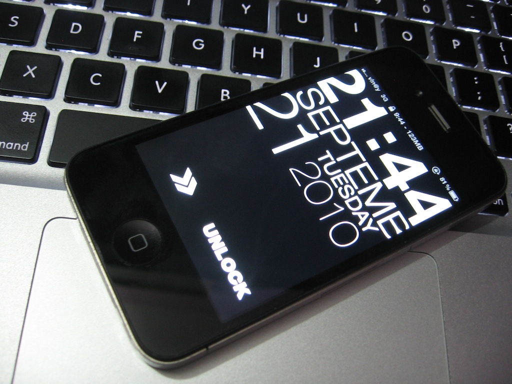 Best Apple iPhone LockScreen Theme – Typophone 4 - The Tech Journal