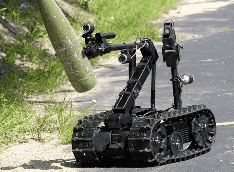 Robots Saving Lives By Detecting and Disposing Bombs - The Tech Journal