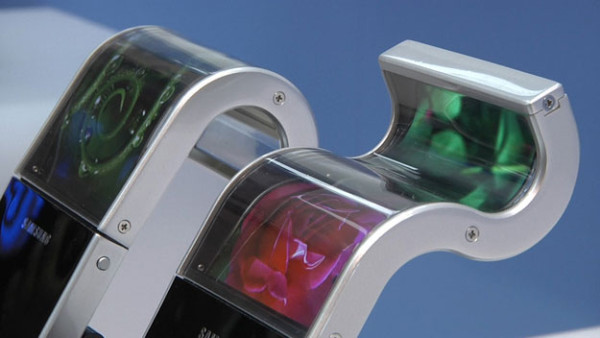 Flexible Phones Expected To Hit The Shelves By 2013 - The Tech Journal