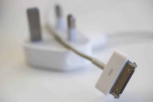 Fake Chargers Can Install Malware On Your iPhone - The Tech Journal